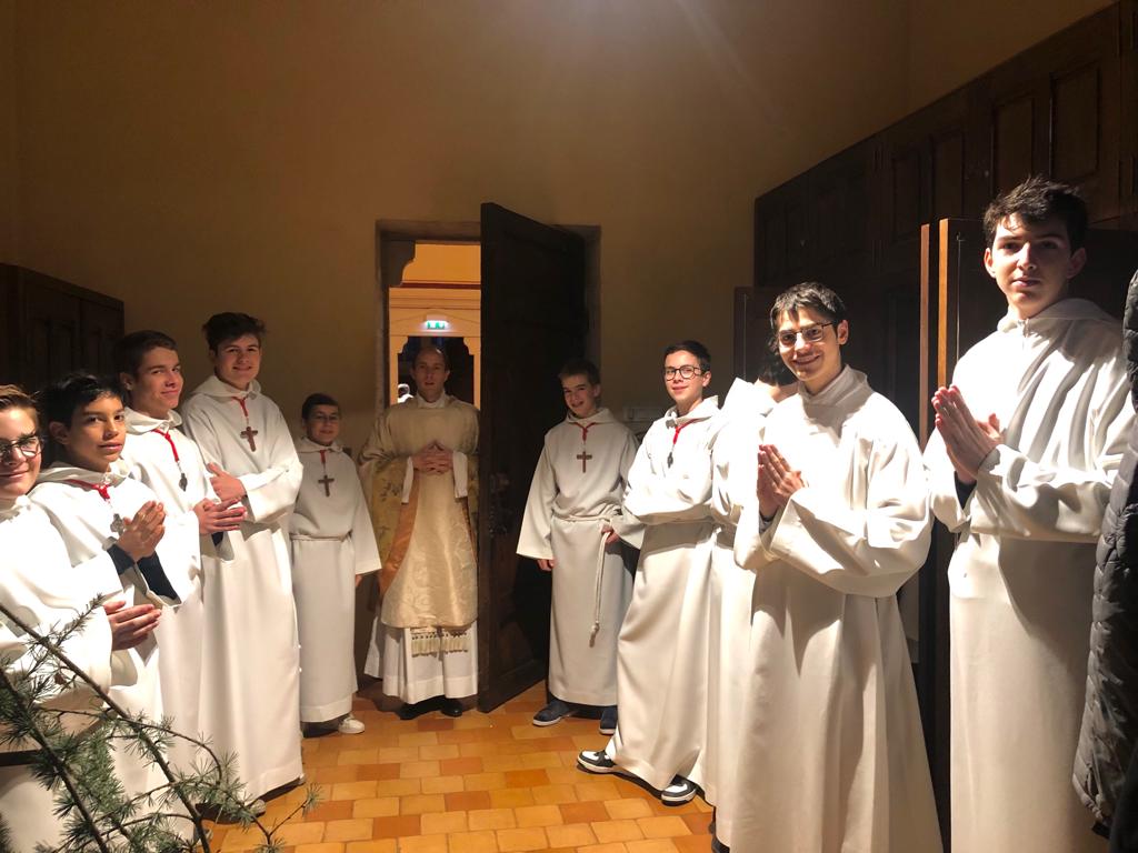 Messe de l'Immaculée Conception - Institution Saint-Joseph Tassin la ...