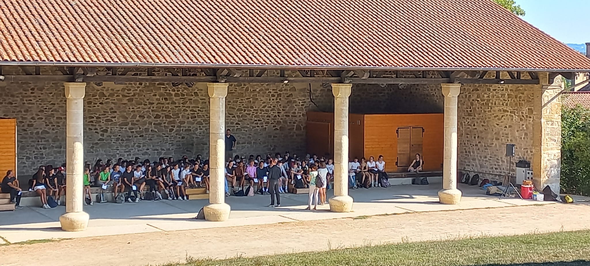 Secondes : une intégration réussie ! - Institution Saint-Joseph Tassin ...